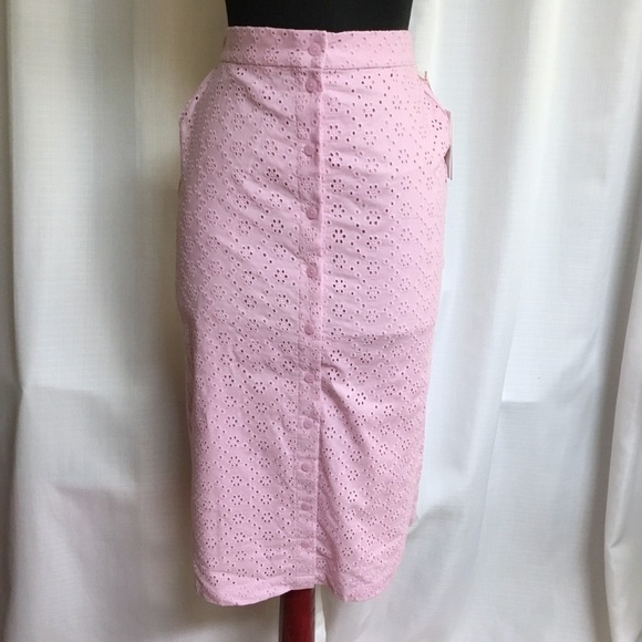 Rachel Parcell | Skirts | Rachel Parcell Front Button Eyelet Skirt ...